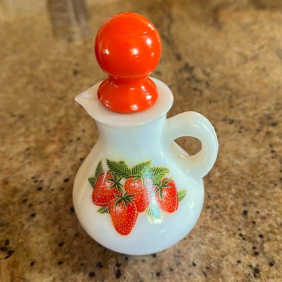 Avon | Accents | Vintage Avon Milk Glass Pitcher | Poshmark